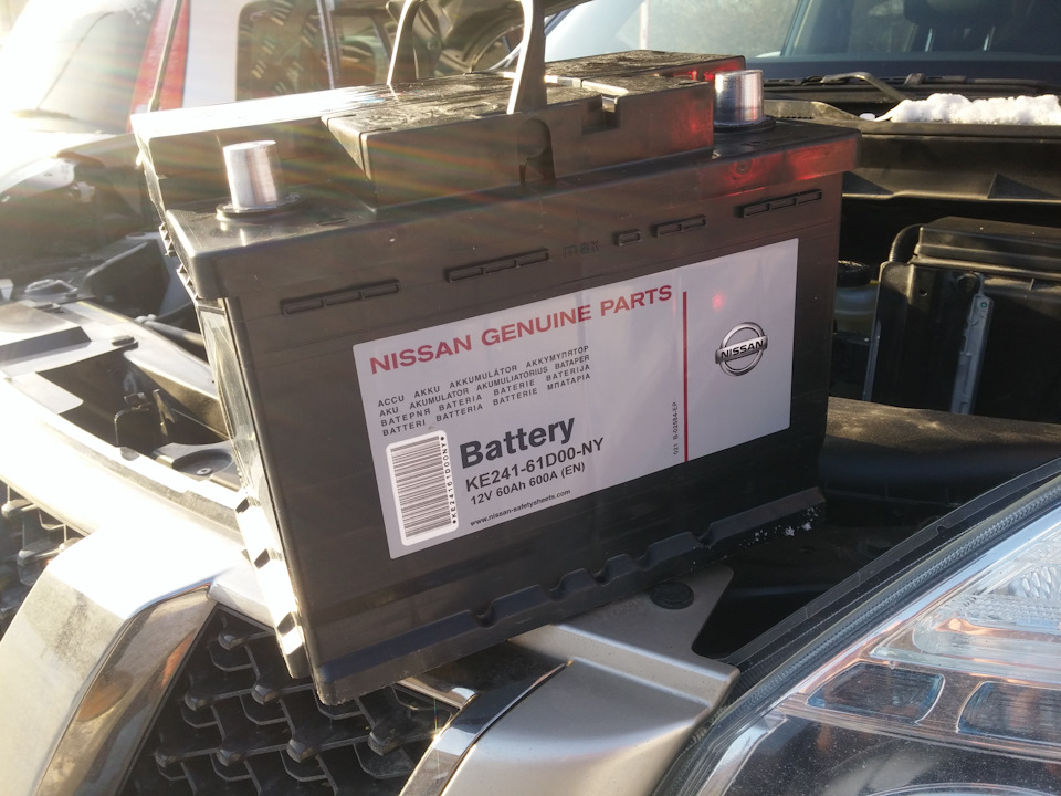 Аккум на X-TRAIL — Nissan X-Trail II (t31), 2,5 л, 2011 года ...