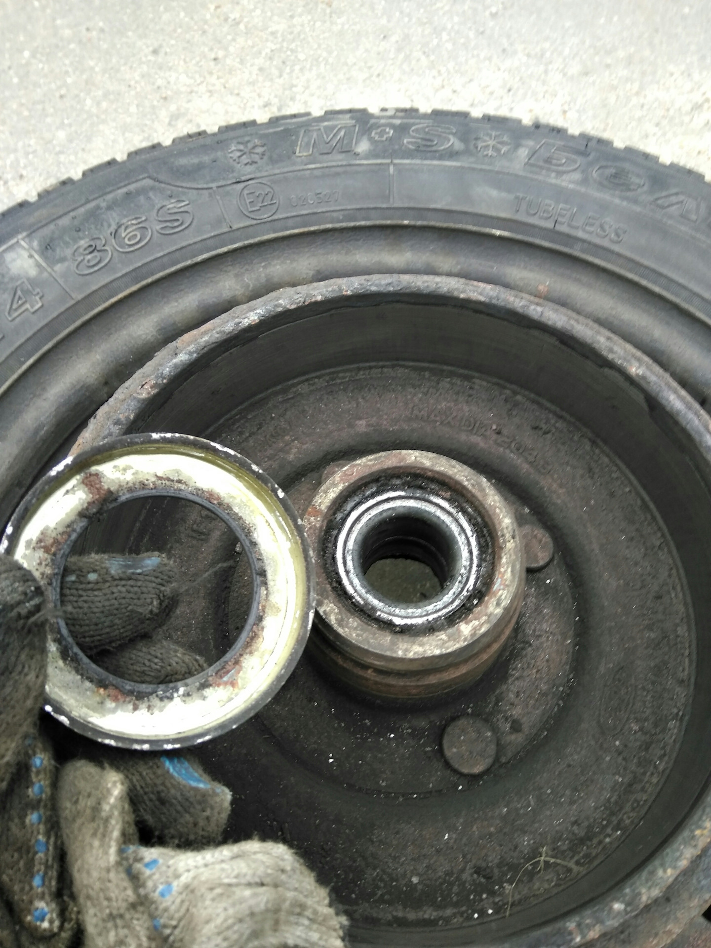 Задний правый ступичный подшипник — Ford Fiesta (Mk V), 1,4 л, 2003 ...