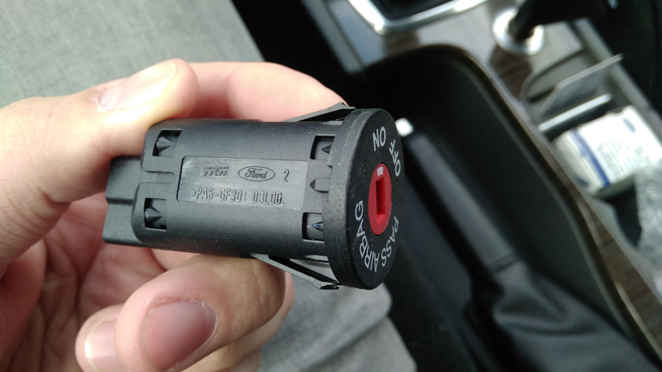 1381035 Переключатель подушки безопасности Ford | Запчасти на DRIVE2