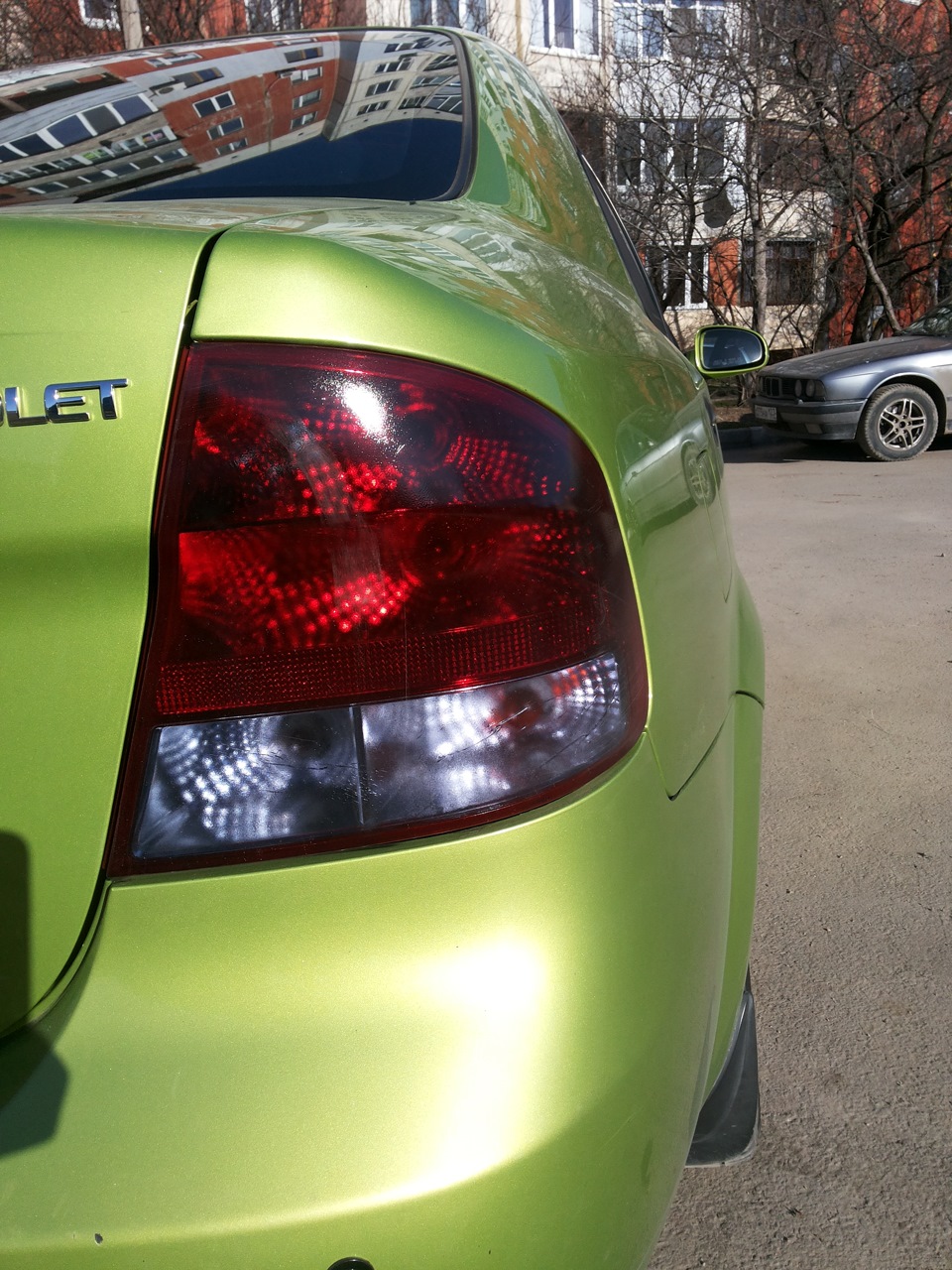 [3] Тонировка задних фонарей балончиком — Chevrolet Aveo Sedan (1G), 1 ...