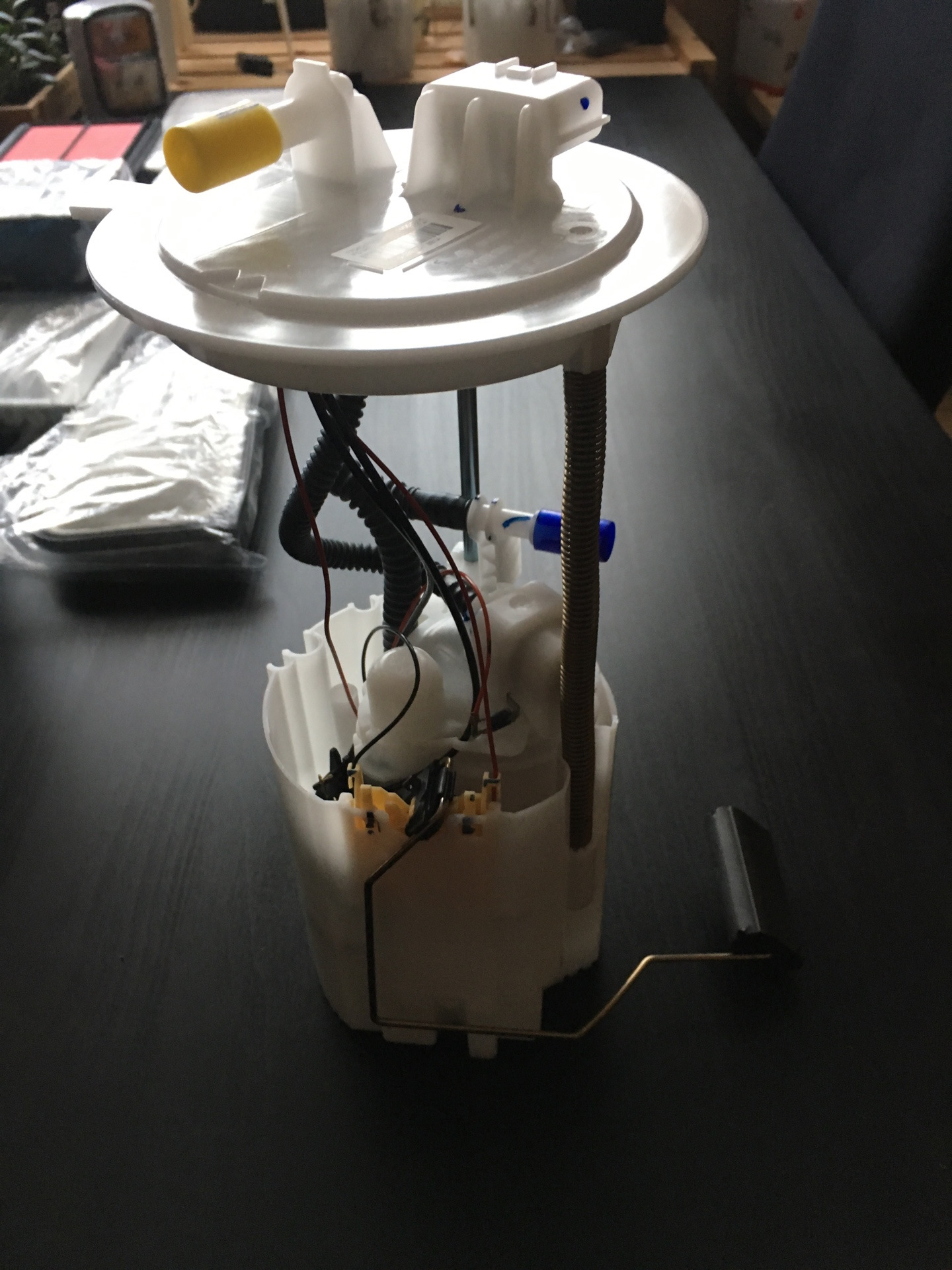 Топливный фильтр В сборе Nissan X-trail T32 17040-4BB1A — Mir Filtrov ...