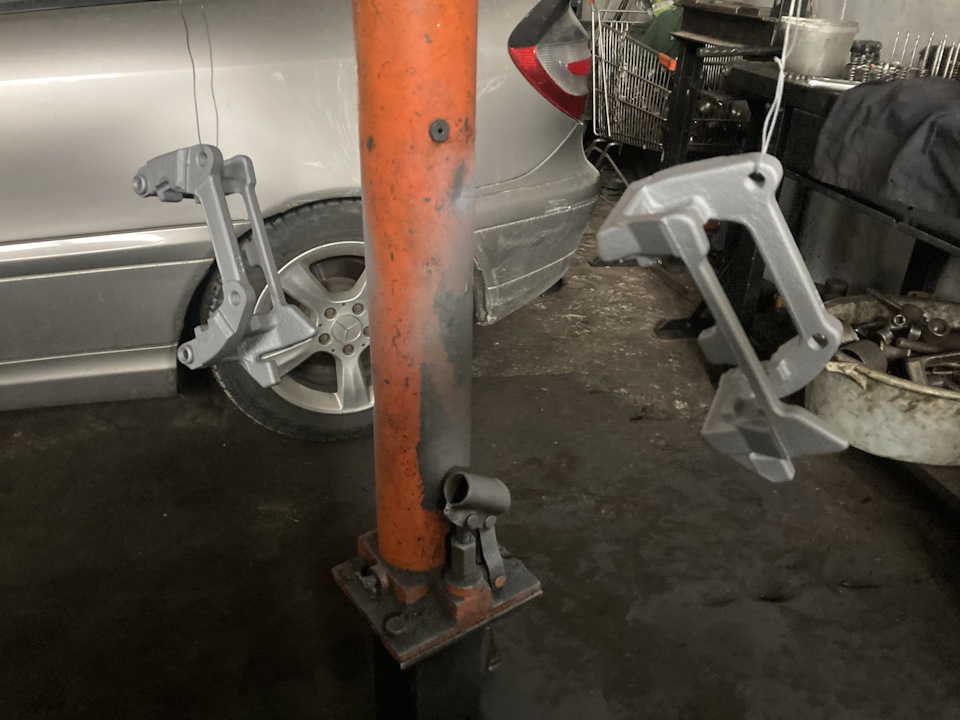 Марафет задних тормозов — Audi A4 (B8), 2 л, 2014 года | расходники | DRIVE2