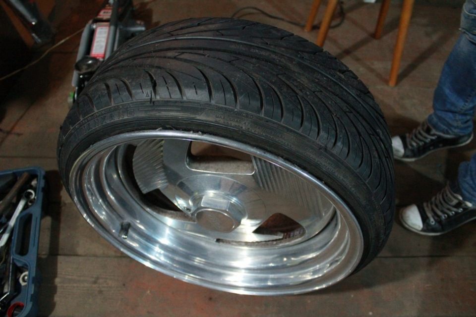 Передние диски и резина — Opel Astra G, 1,4 л, 2000 года | колёсные ...