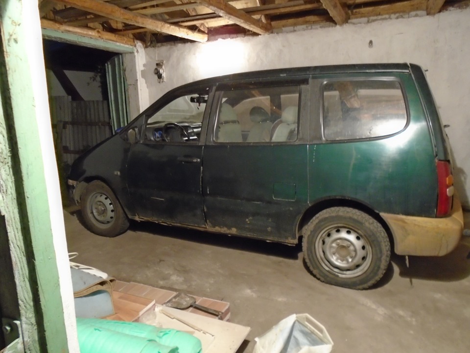 Наконец-то в своем нового гараже. — Lada 2120 Надежда, 1,8 л, 2004 года ...