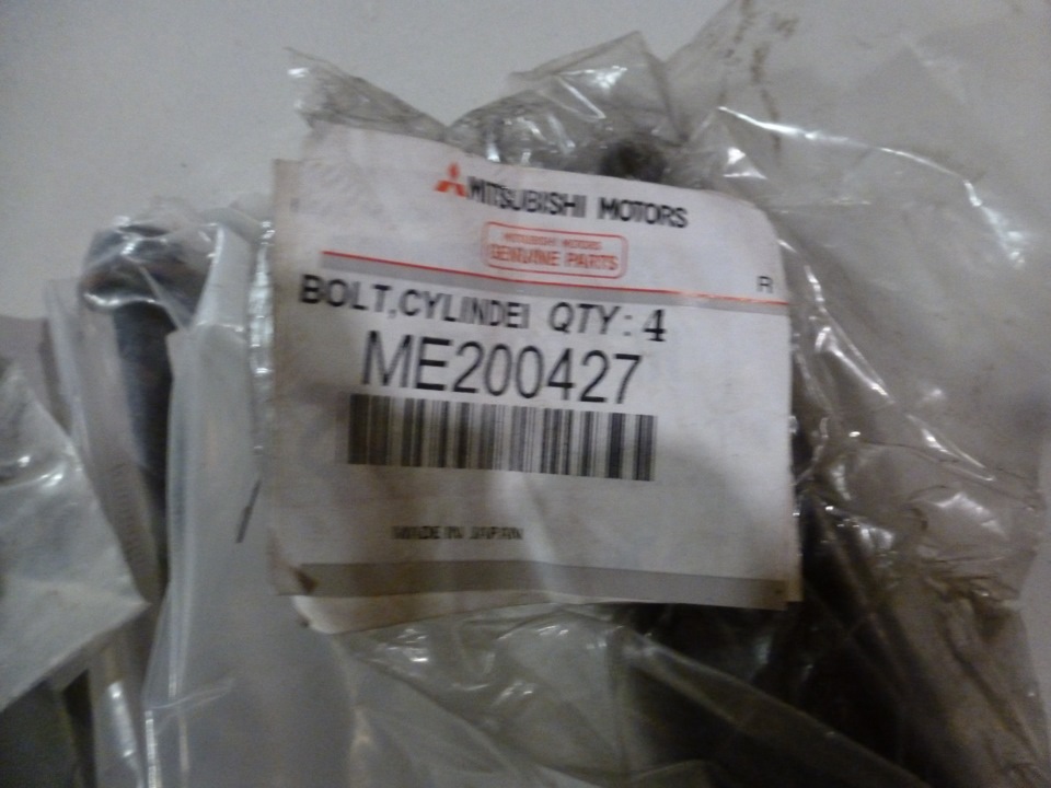 ME200427 БОЛТ ГОЛОВКИ БЛОКА ЦИЛИНДРОВ Mitsubishi | Запчасти на DRIVE2