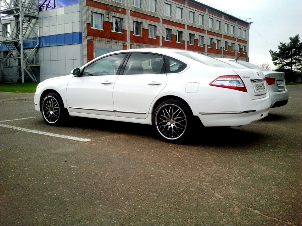 Vertini RIVIERA-S r20 — Nissan Teana (J32), 2,5 л, 2013 года | колёсные ...