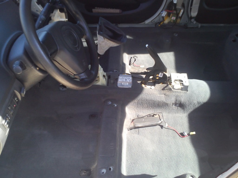 ШВИ пола салона и багажника — Geely MK, 1,5 л, 2013 года | тюнинг | DRIVE2