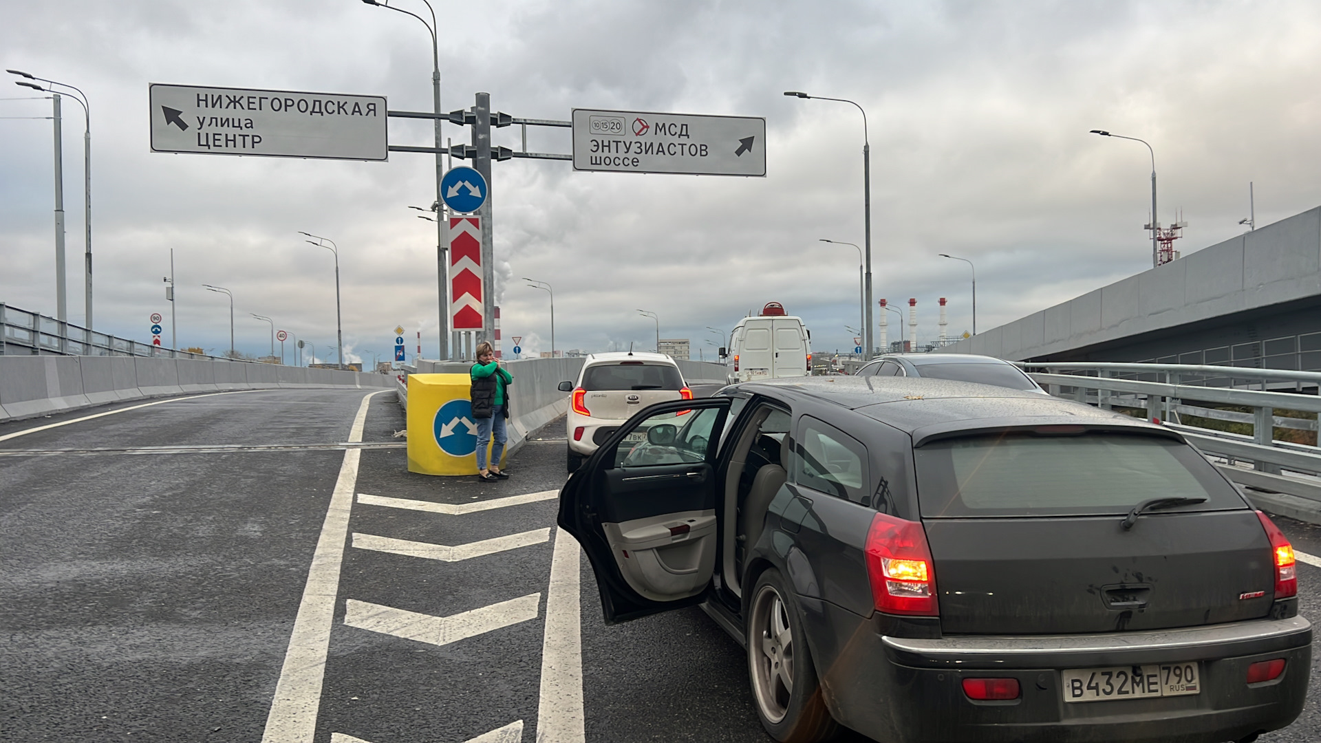 Мини ДТП — Chrysler 300 (300C) (1G), 5,7 л, 2005 года | нарушение ПДД ...