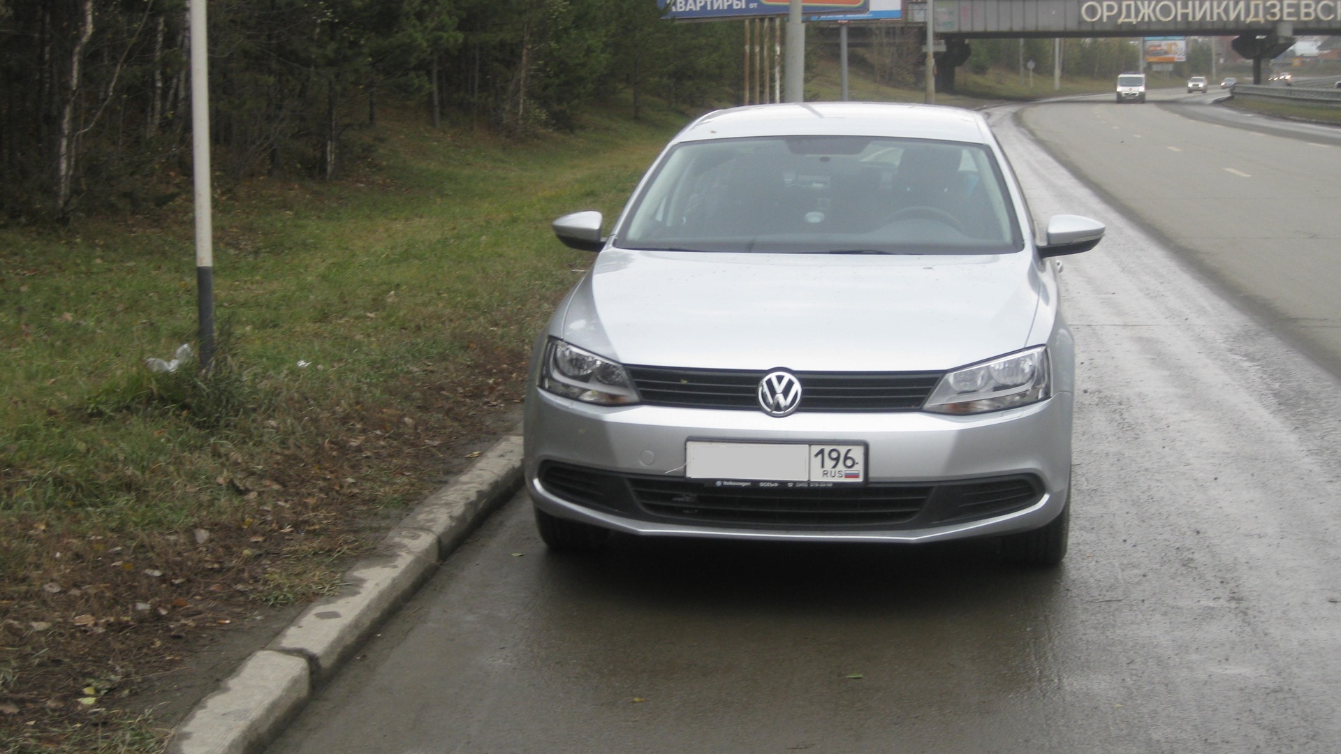 Volkswagen Jetta VI 1.6 бензиновый 2013 | на DRIVE2