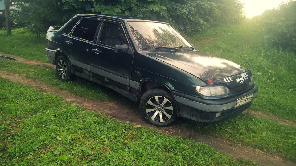 Лобовое стекло — Lada 2115, 1,5 л, 2003 года | аксессуары | DRIVE2