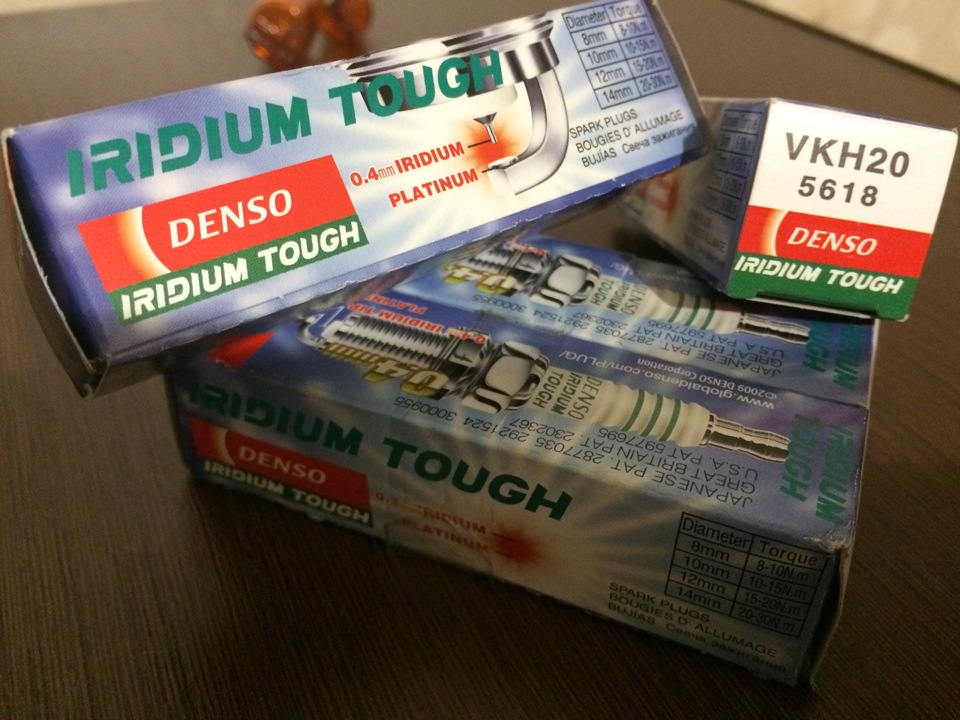 Замена свечей (Denso VKH20 5618) — Mitsubishi Lancer X, 1,5 л, 2008 ...