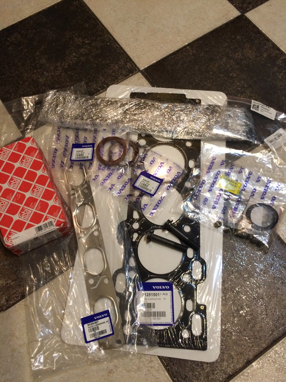 8699467 Прокладка выпускного коллектора Volvo | Запчасти на DRIVE2