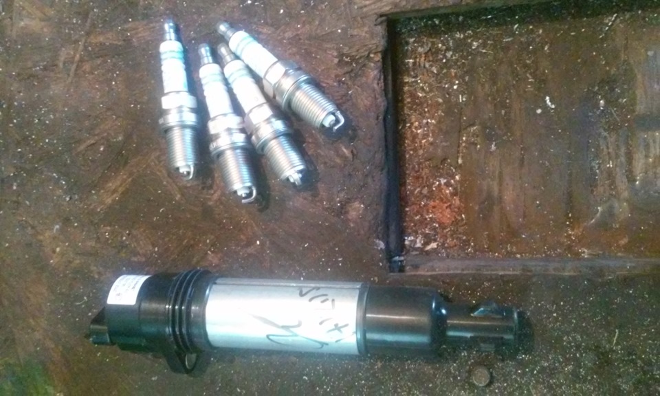 Замена катушки зажигания — Lada 21124, 1,6 л, 2007 года | поломка | DRIVE2