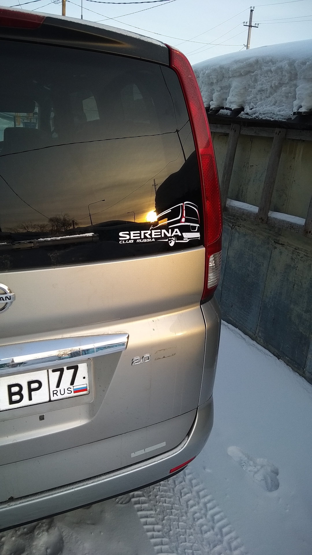 Клубная наклейка — Nissan Serena Mk III (C25), 2 л, 2007 года ...