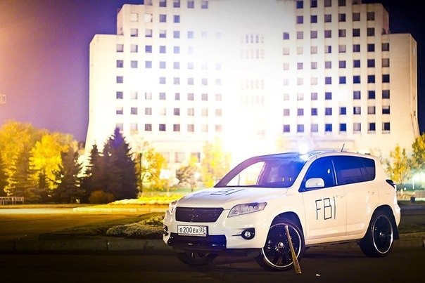 FBI foto — Toyota RAV4 (III), 2 л, 2010 года | фотография | DRIVE2