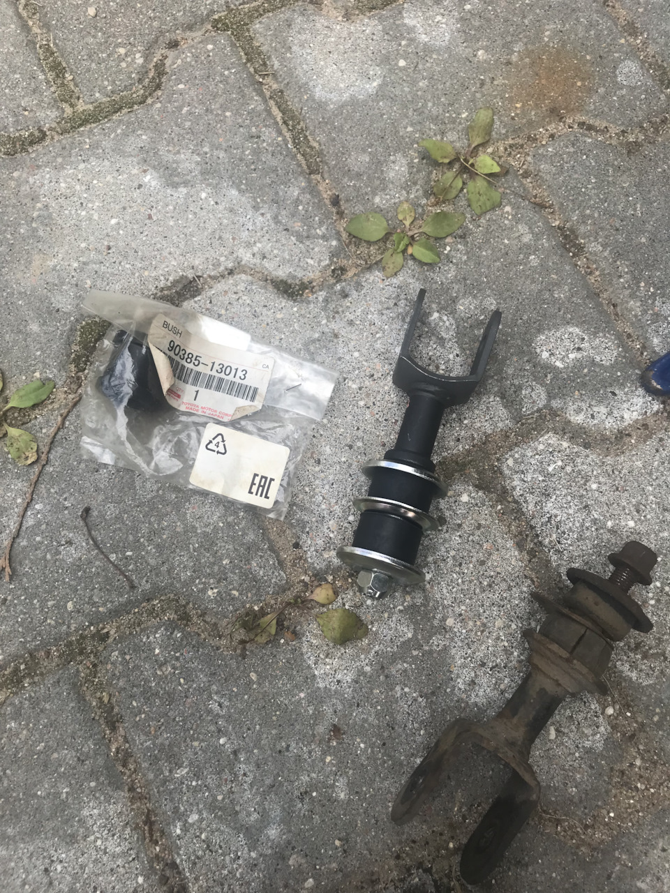 Замена задних амортов и стабилизаторов — Toyota Land Cruiser 200, 4,5 л ...