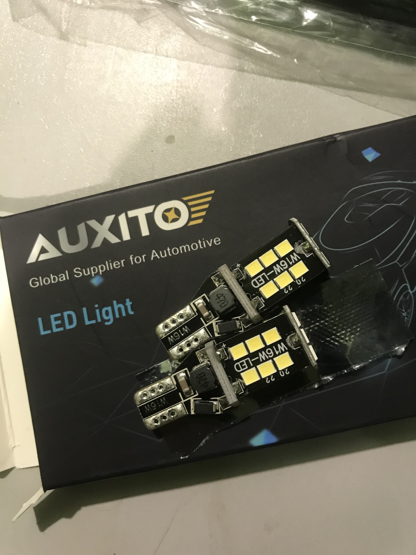 Замена ламп заднего хода на LED — Volkswagen Passat (US) (1G), 2,5 л, 2012 года | аксессуары ...