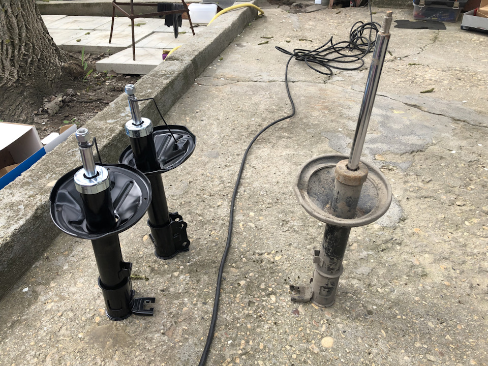 Замена задних стоек — Hyundai Accent (2G), 1,5 л, 2004 года | своими ...