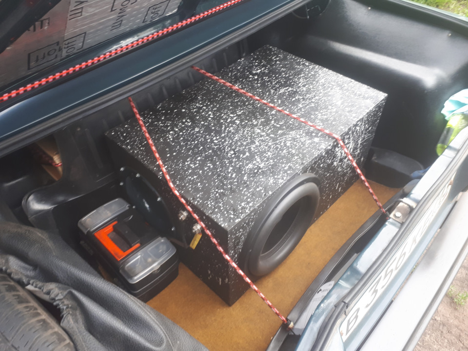 Новый короб для двух DST CSW-322 — Lada 21074, 1,6 л, 2006 года ...