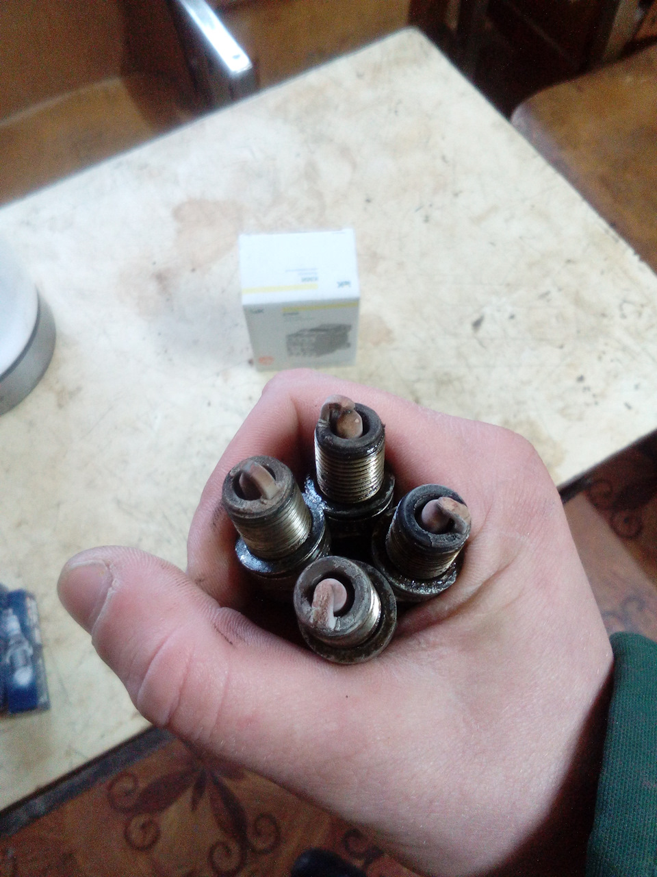 Новые свечи — Lada 21051, 1,3 л, 1983 года | запчасти | DRIVE2