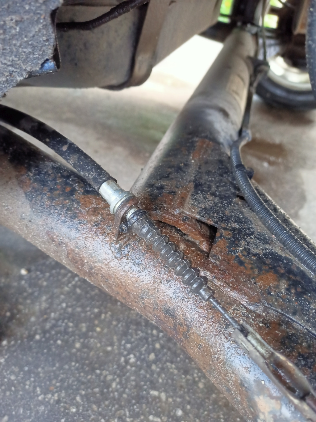 21. Замена колодок, троса ручника, подшипников, сальников и т.д. — Ford ...