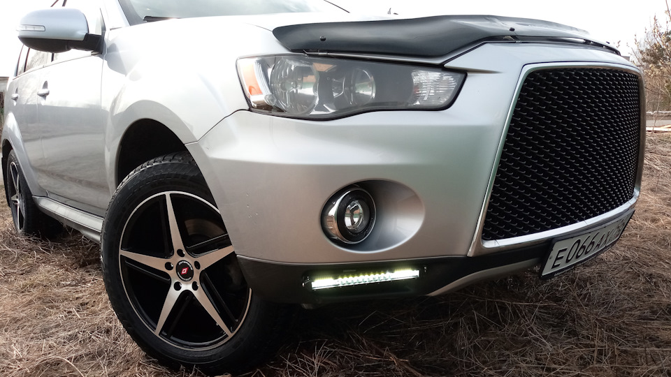 ПЕРЕДНИЕ АМОРТИЗАТОРЫ! — Mitsubishi Outlander XL, 2 л, 2011 года ...