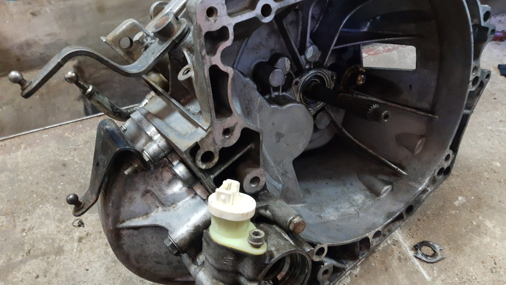 Замена сцепления — Citroen Berlingo (1G), 1,6 л., 2007 года ...