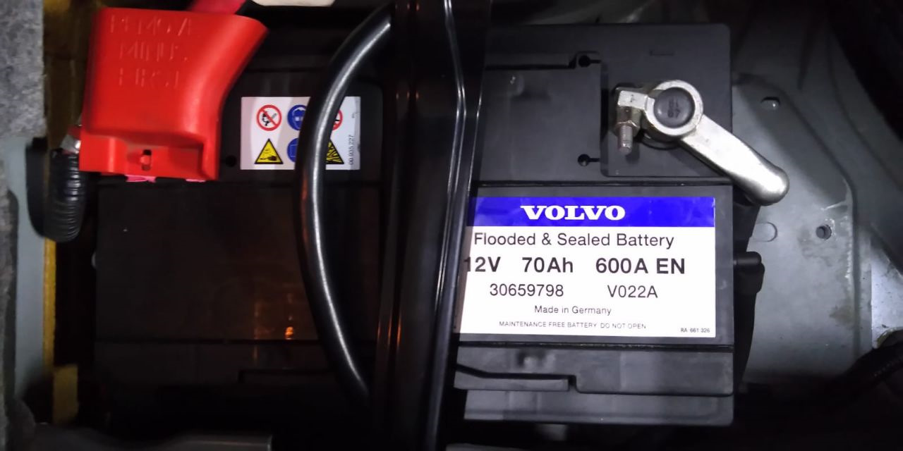 📋 Замена аккумуляторной батареи /Volvo S60 /2006 год /Памятка — Volvo ...