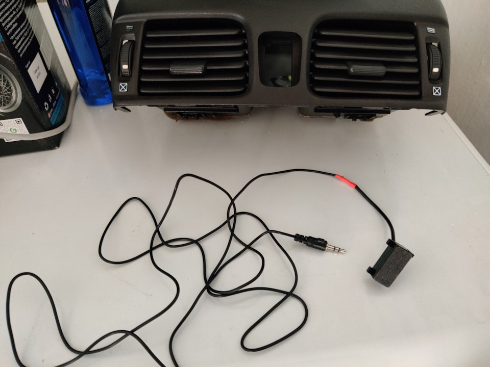 Микрофон громкой связи. — Nissan Almera Classic (B10), 1,6 л, 2008 года | аксессуары | DRIVE2