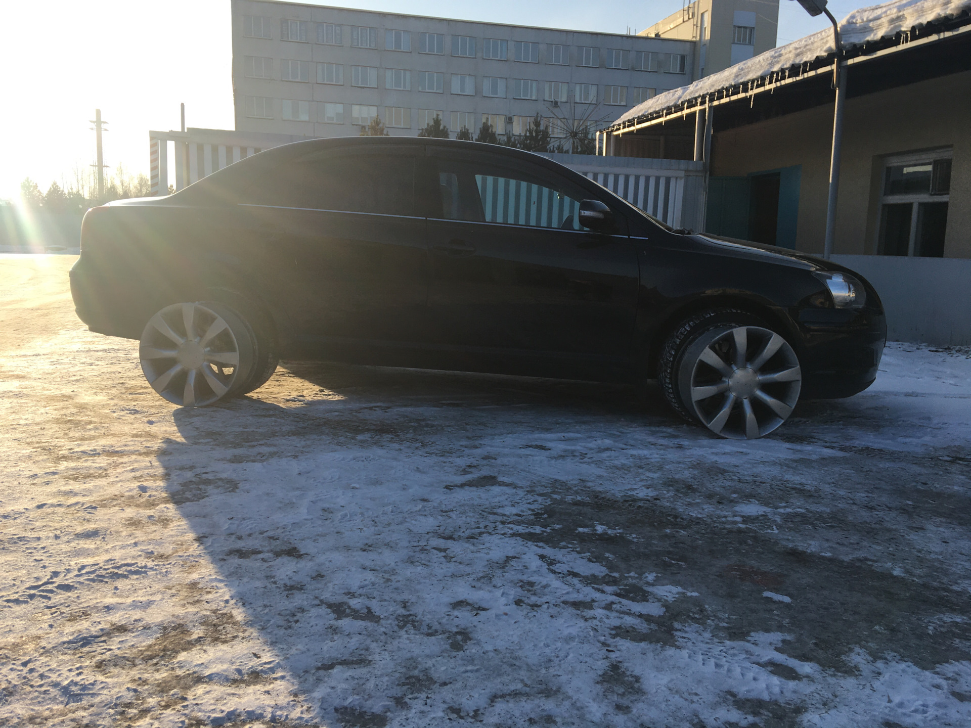 Шутка или нет?)Естественно это шутка) R20 — Toyota Avensis II, 2 л ...