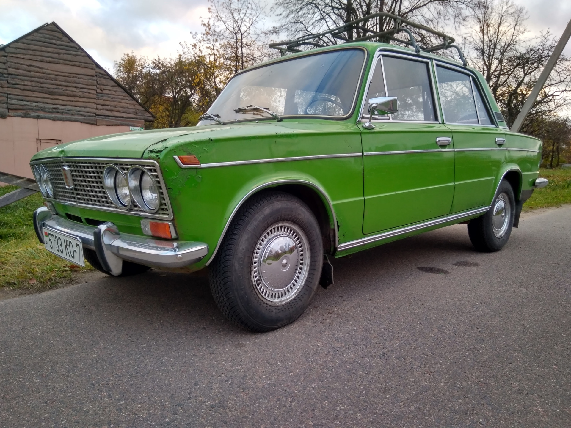 38. Установил молдинги на пороги и арки. — LADA 2103, 1,5 л., 1976 года | своими руками | DRIVE2