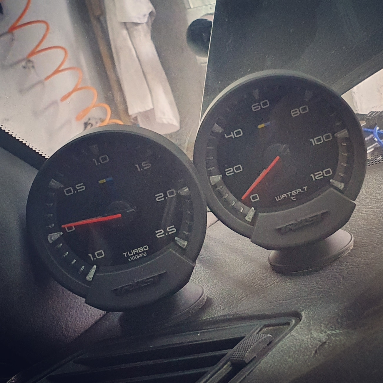 Установка датчиков GRaddy в Ауди а6 с4 — Audi A6 (C4), 1,8 л, 1996 года ...