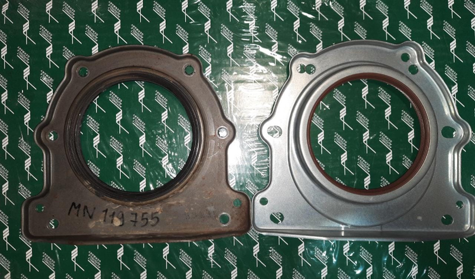 MN119755 Крышка заднего сальника коленвала в сборе Mitsubishi ...