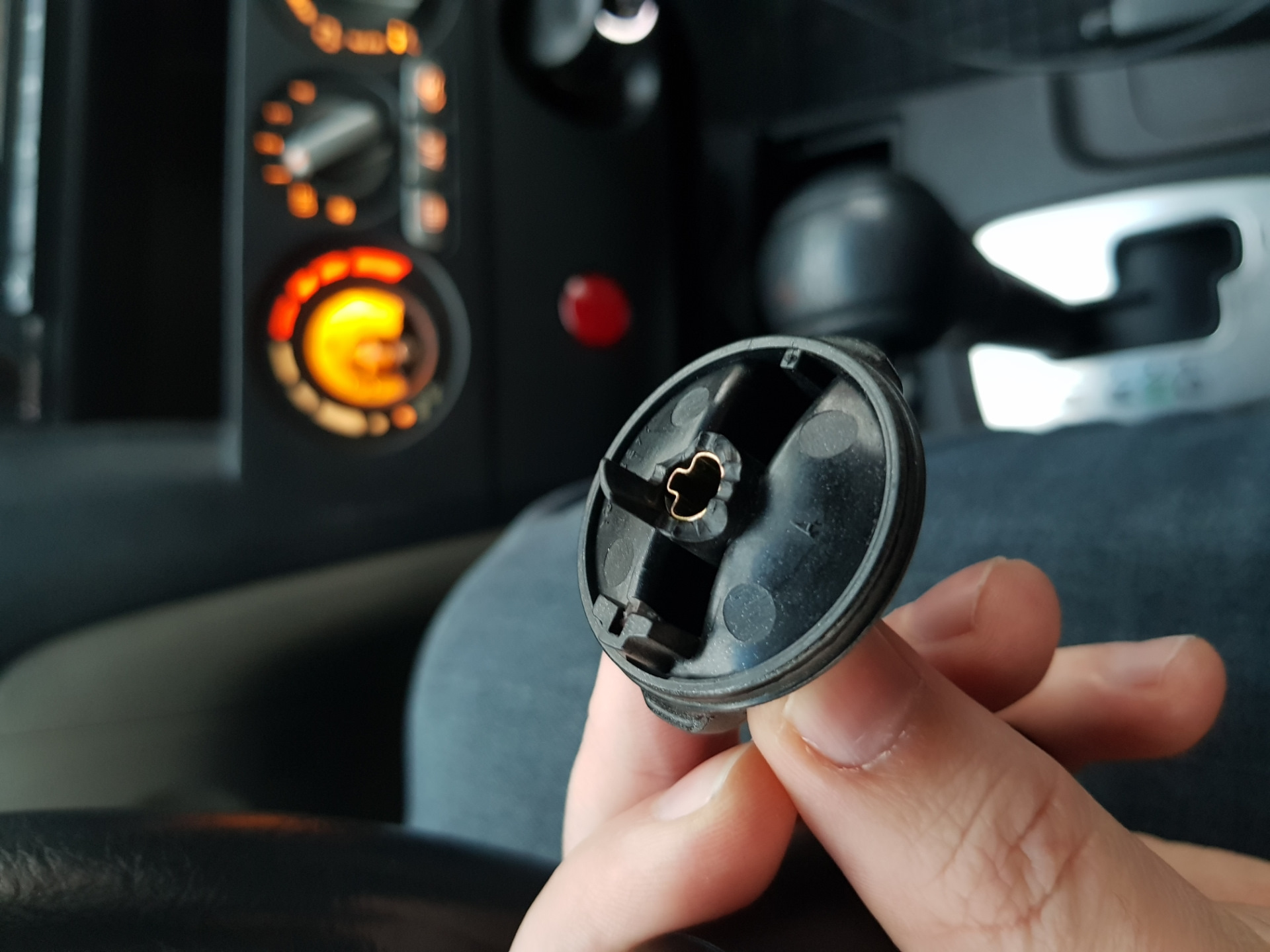 Регулятор температуры печки — Mitsubishi Outlander (1G), 2,4 л, 2004 ...