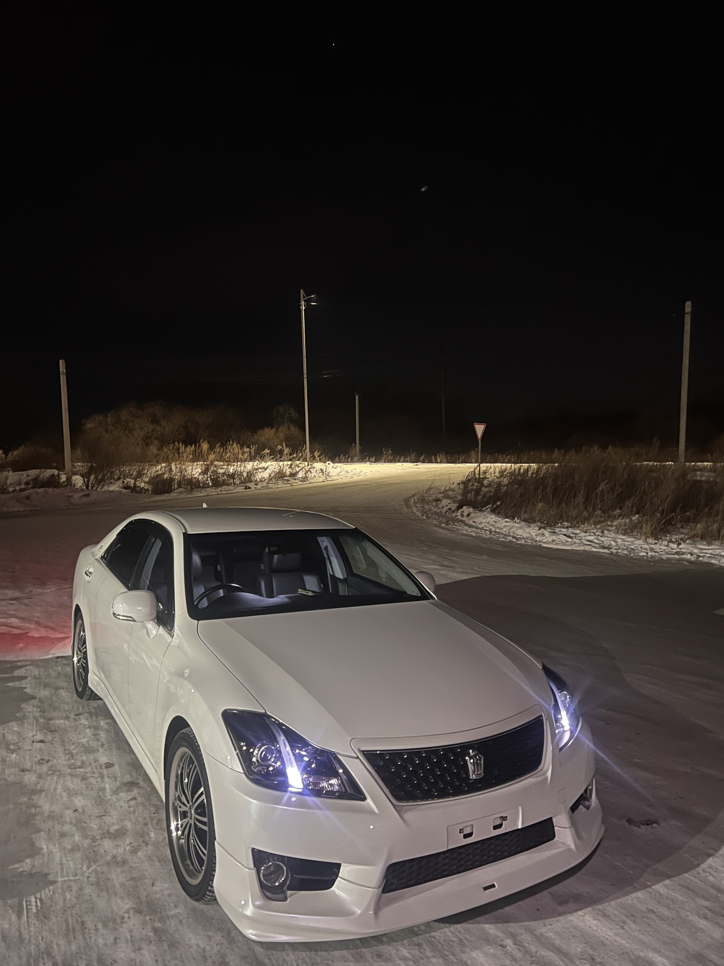 Фото — Toyota Crown (S200), 3,5 л, 2011 года | фотография | DRIVE2