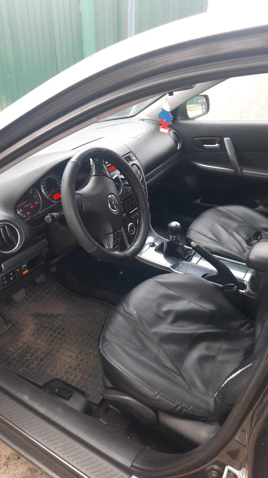 Чехлы на на сиденья — Mazda 6 (1G) GG, 2 л, 2007 года | тюнинг | DRIVE2