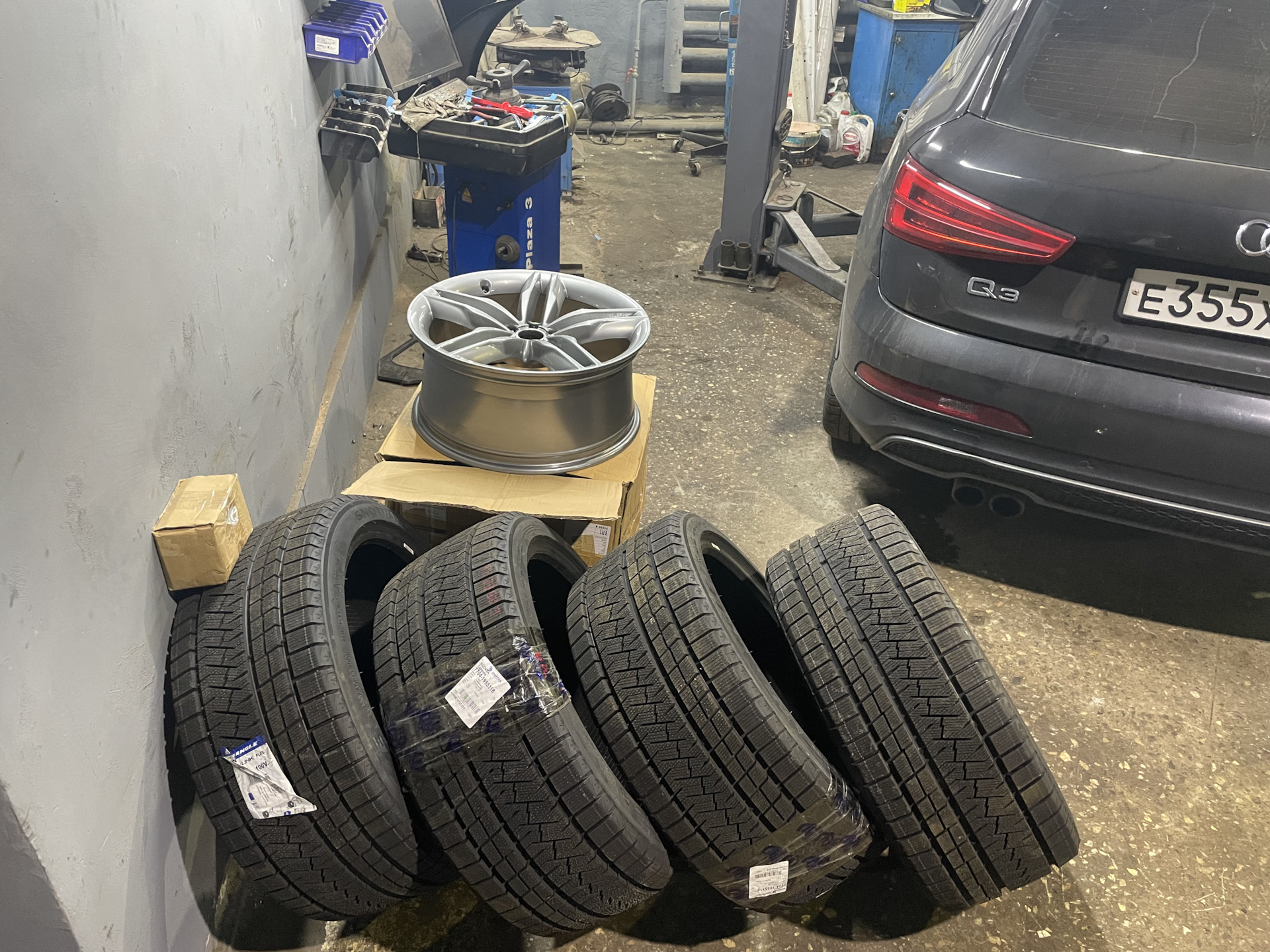 Снова Triangle pl 02, но в r19 — Audi Q3 (1G), 1,4 л, 2014 года | шины ...