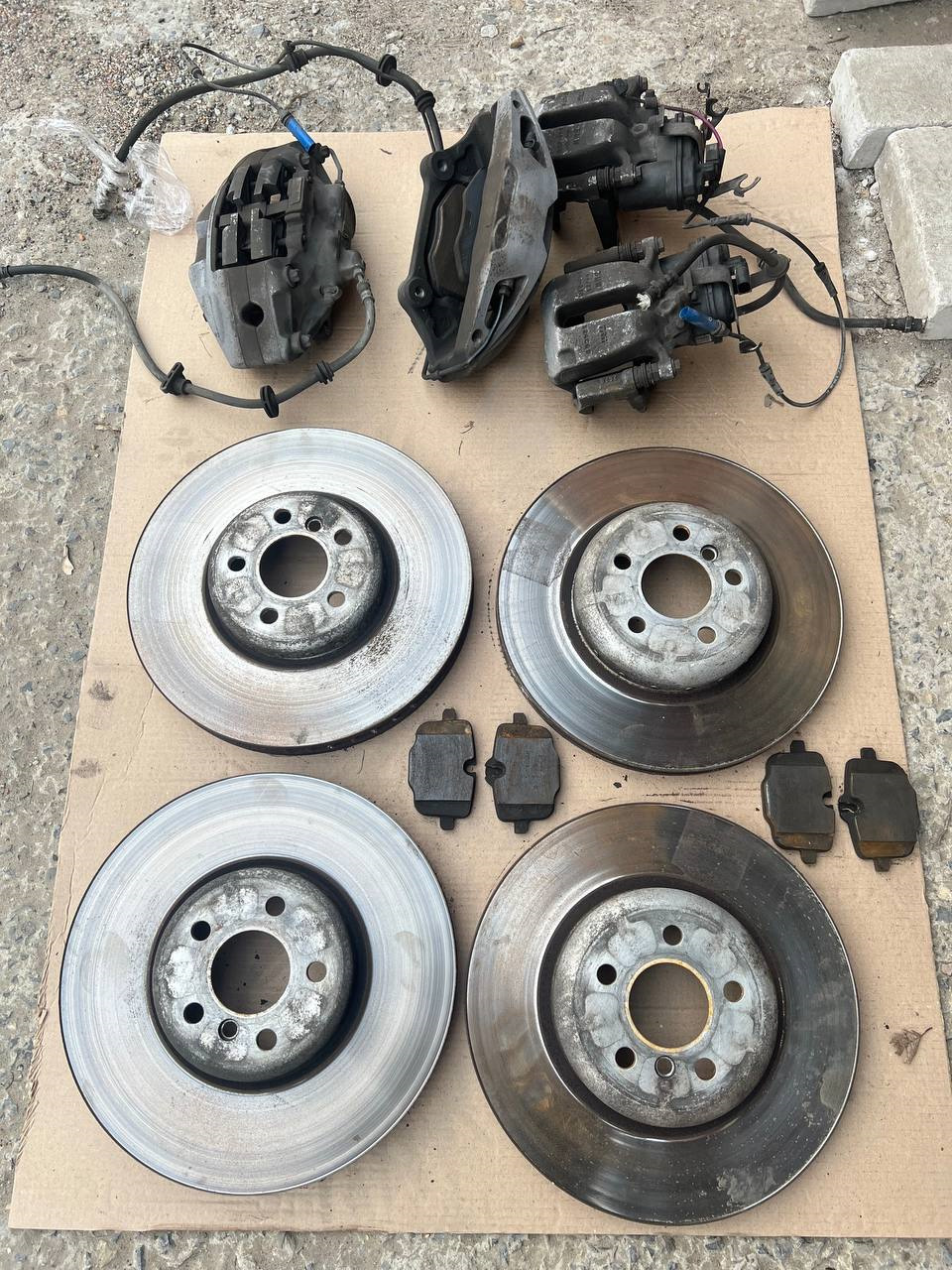 Carbon-ceramic brakes — BMW 5 series Touring (G31), 4,4 л, 2019 года ...