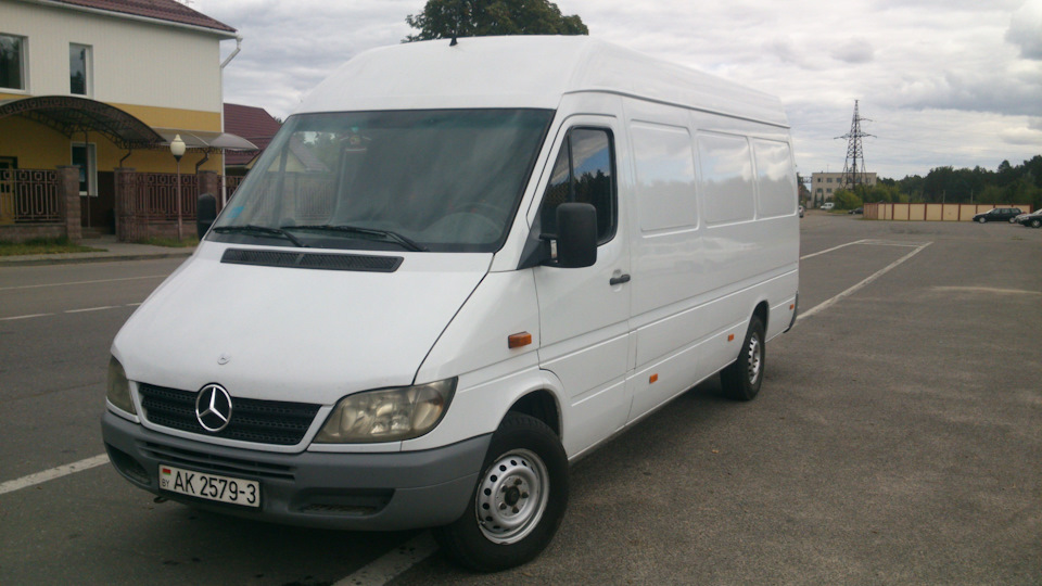 Mercedes-Benz Sprinter (1G) 2.2 дизельный 2005 | на DRIVE2