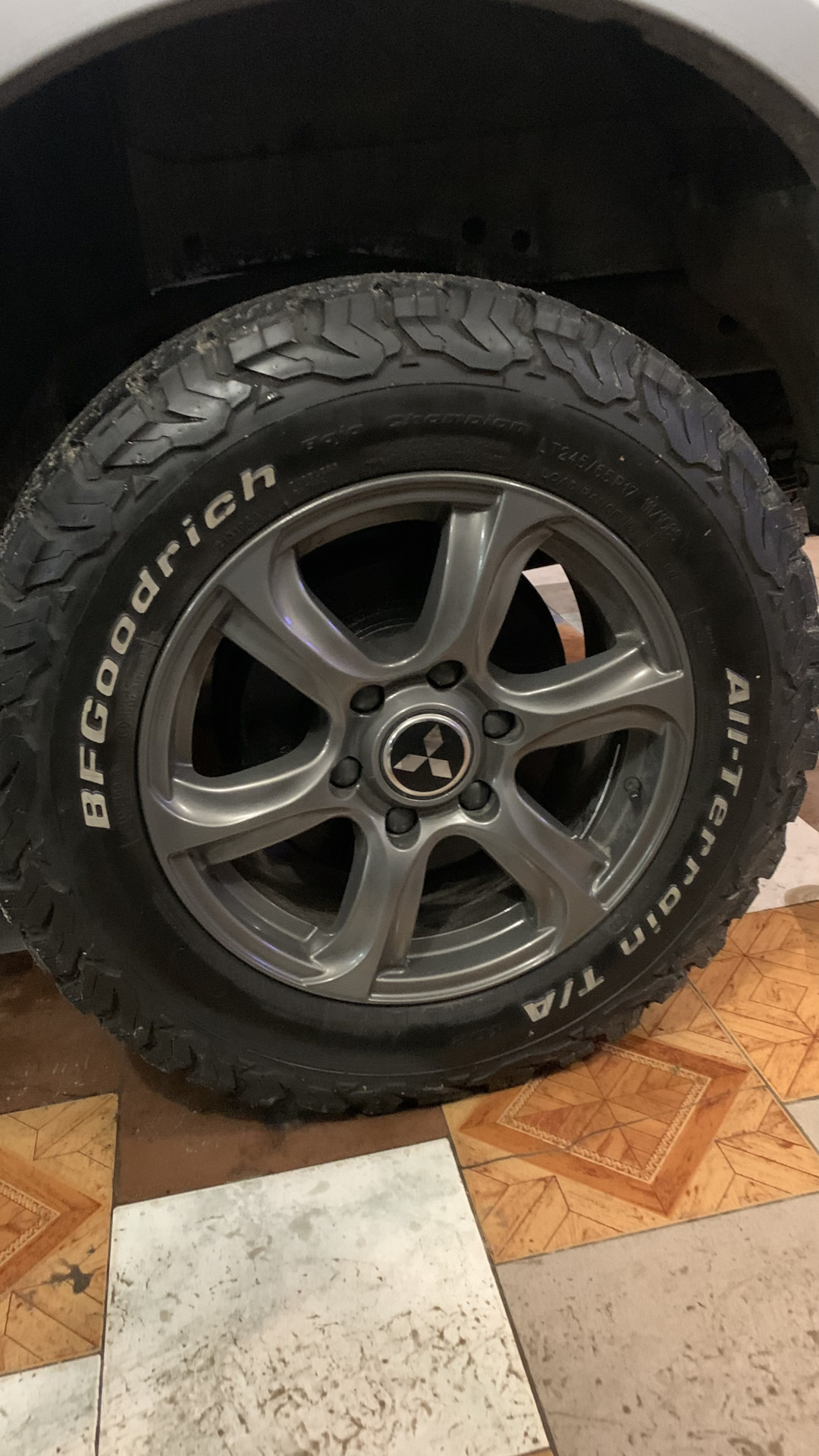 Шо опять? Гудрич на лето. — Mitsubishi L200 (4G), 2,5 л, 2010 года ...