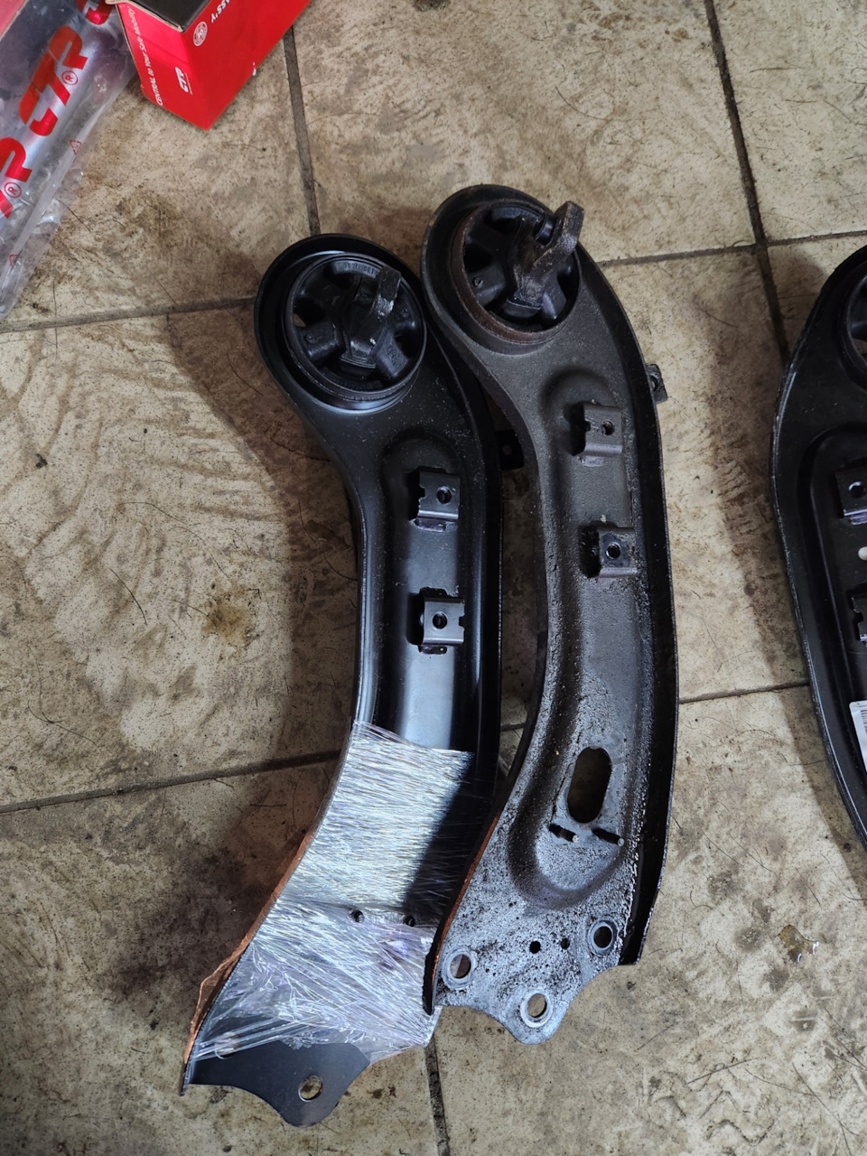 3. Замена продольных рычагов + развальных — KIA Sorento (3G), 2,2 л ...