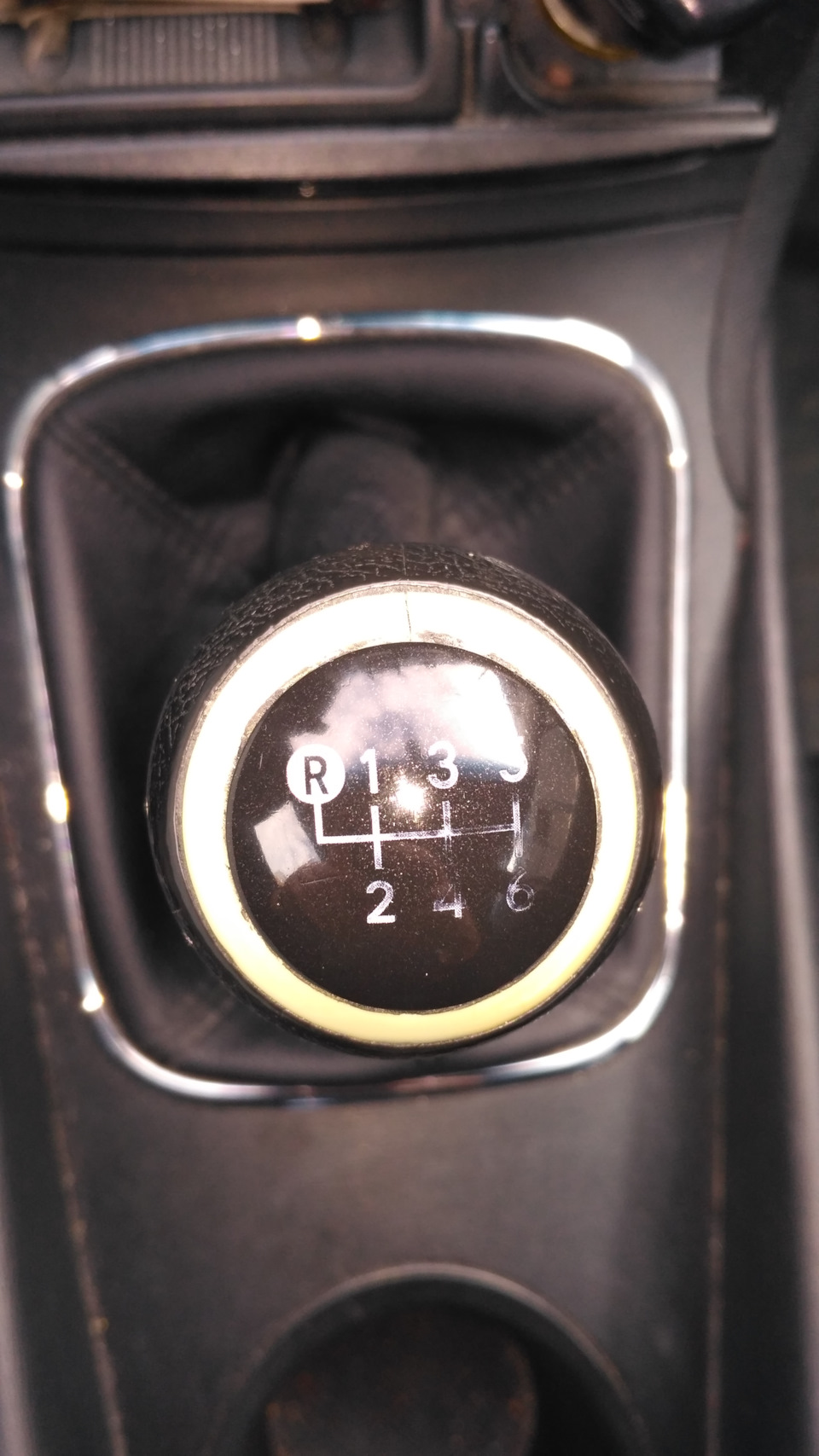 Замена рукоятки МКПП — Toyota Avensis III, 1,8 л, 2009 года | своими ...