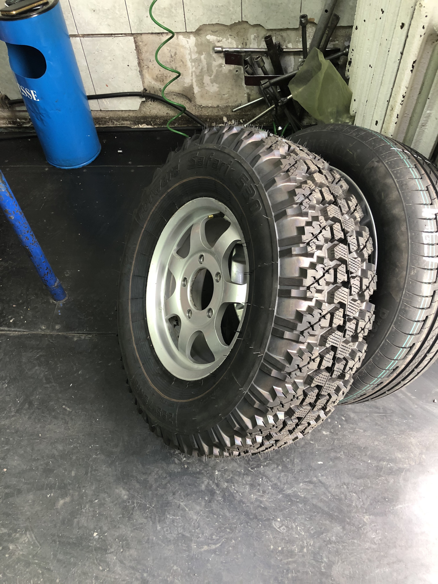 Forward Safari 530 "Медведи" — Lada 4x4 3D, 1,7 л, 2002 года | шины ...