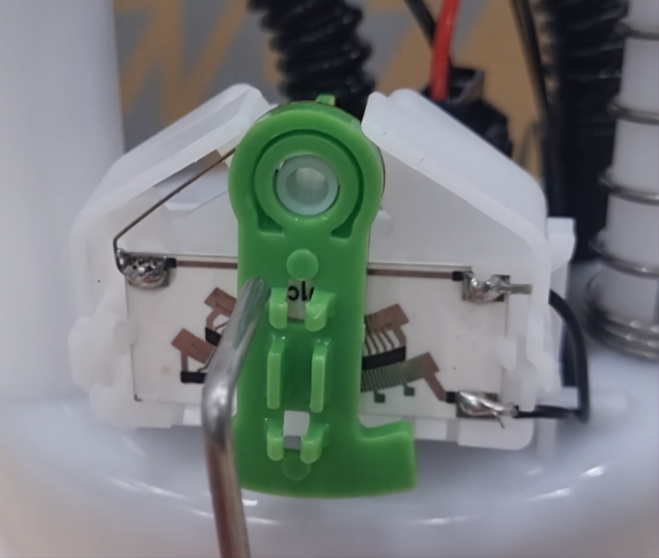 Установка топливного модуля STARTVOLT SFM 1402 — Nissan Qashqai (1G), 2 л, 2010 года | запчасти ...