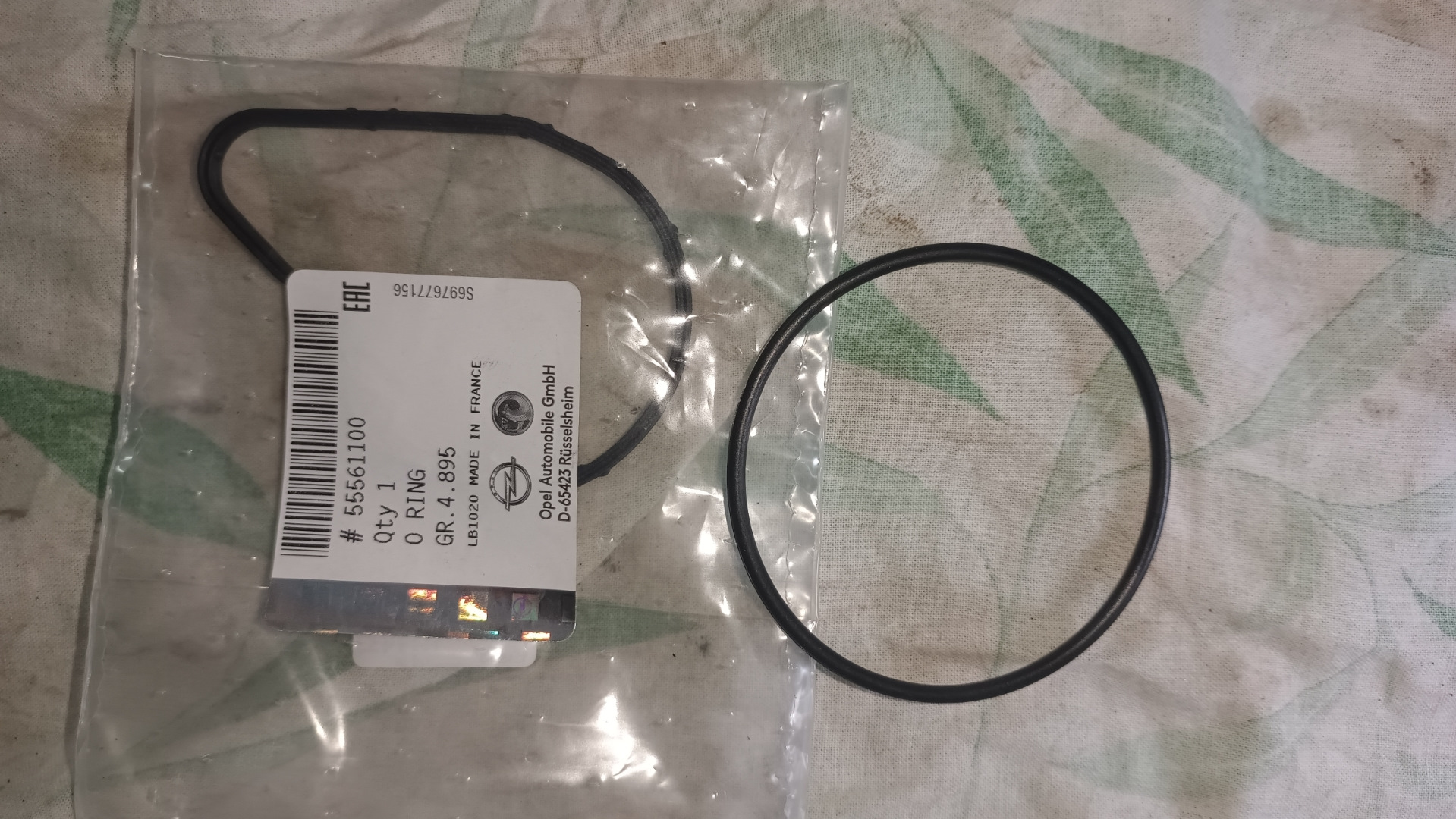 Замена прокладок вакуумного насоса + замена помпы — Saab 9-3 (2G), 2 л ...