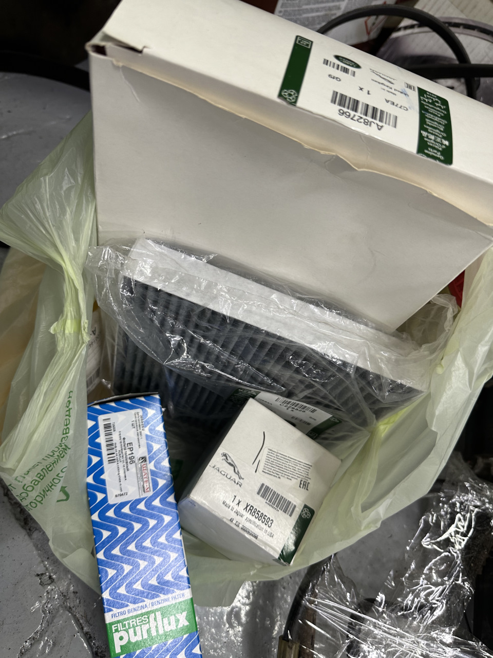 XR858593 ФИЛЬТР-МАСЛ. Jaguar Land Rover | Запчасти на DRIVE2