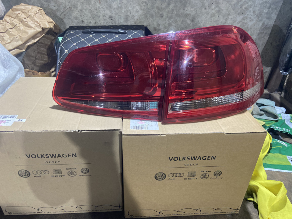 7P6945095D Фонарь задний левый Volkswagen VAG | Запчасти на DRIVE2