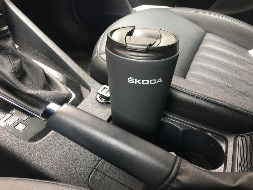 Оригинальные мусорки 🗑 + термокружка 🍶 — Skoda Octavia A7 Mk3, 1,6 л ...