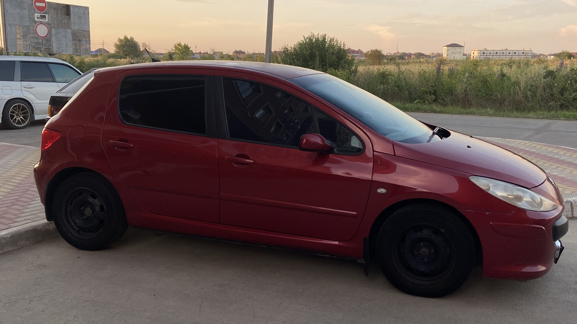 Peugeot 307 1.6 бензиновый 2007 | Red на DRIVE2