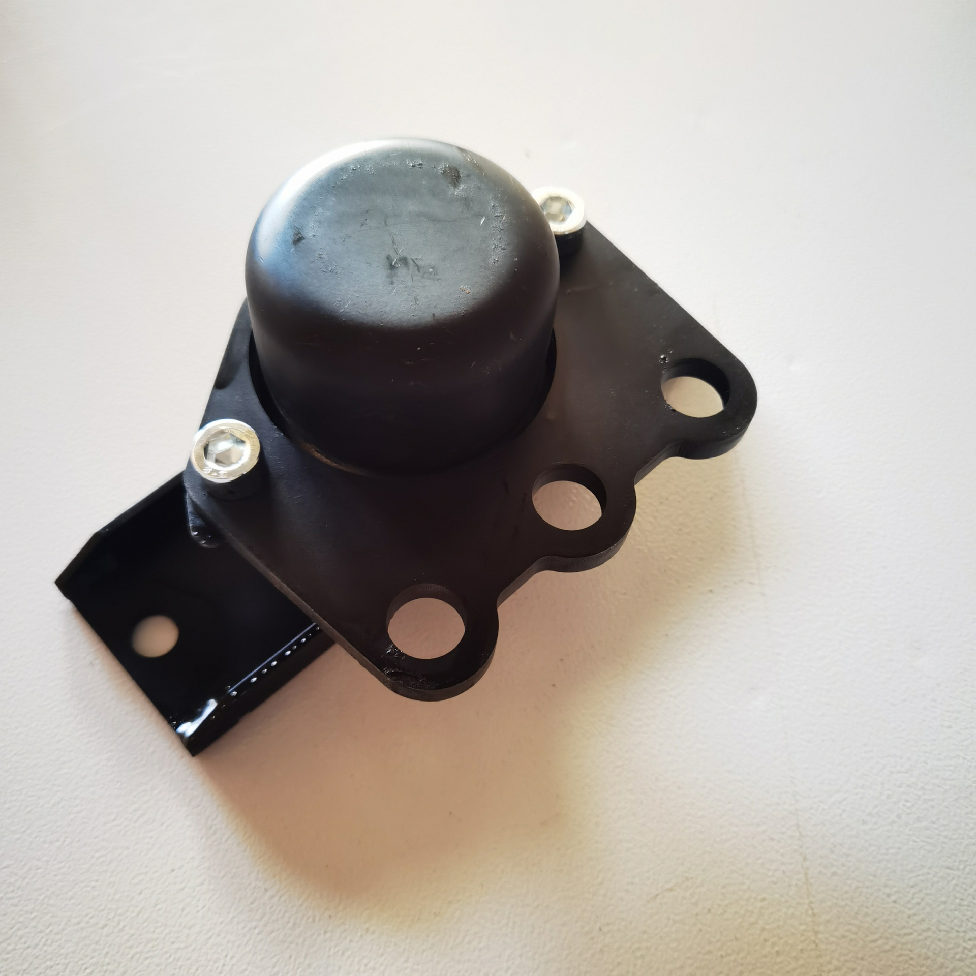 Правая опора двигателя от Comfortcustoms Chevrolet aveo t300, Cobalt ...